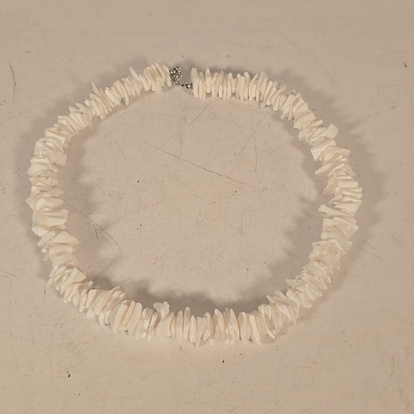 Jewelry | 16 White Shell Necklace | Poshmark